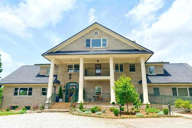 SKYLARANNA Resort & Spa