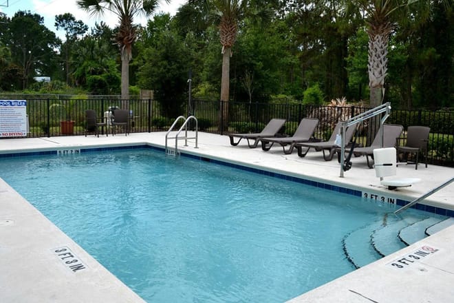 Sleep Inn & Suites University / Shands