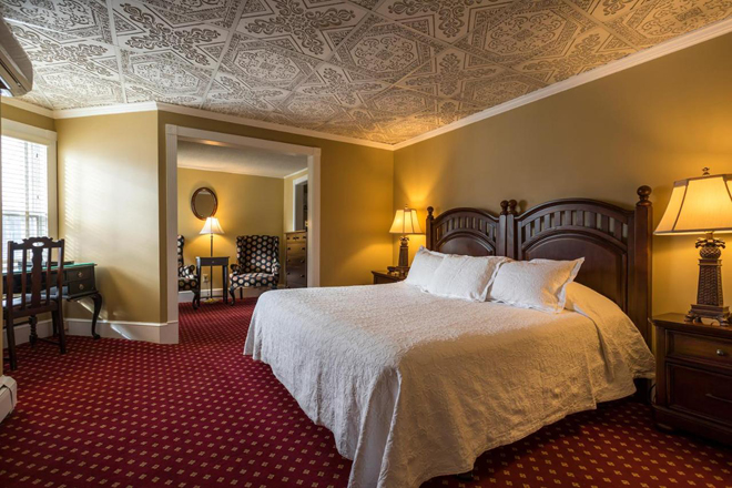 Stafford's Bay View Inn