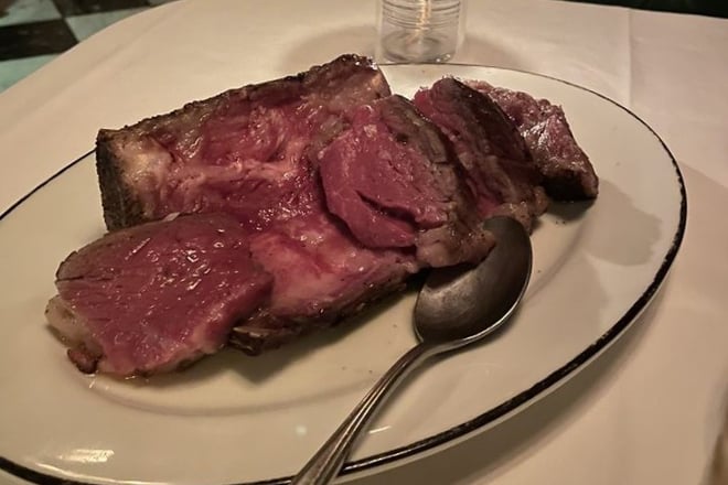 The Bull in the Alley