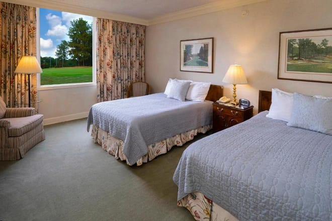 The Inn at Houndslake