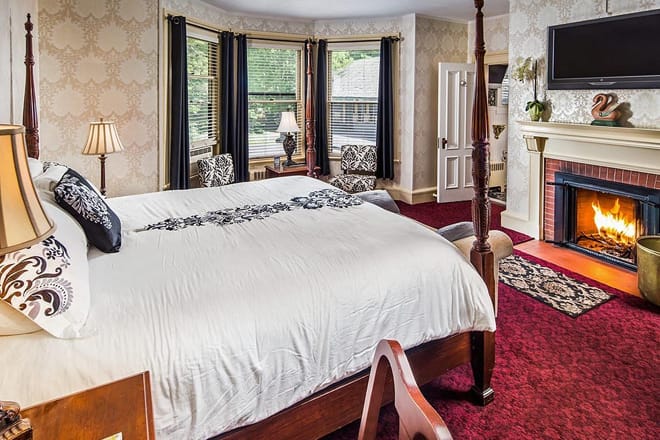 The Stonehurst Manor