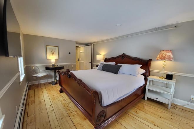 The Stowe Village Inn