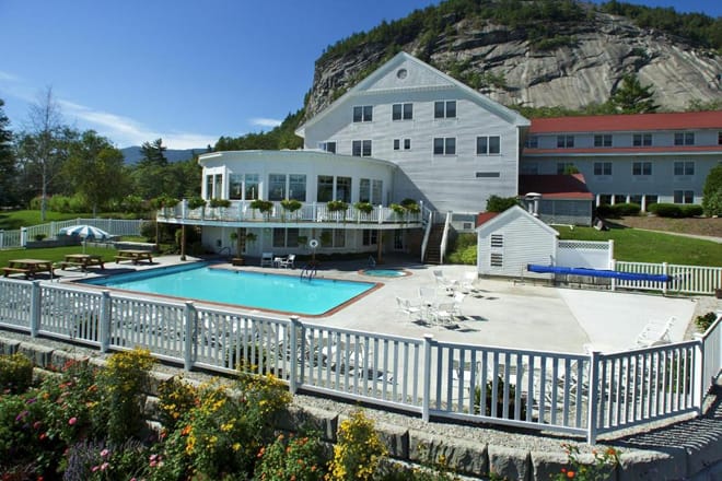 The White Mountain Hotel & Resort