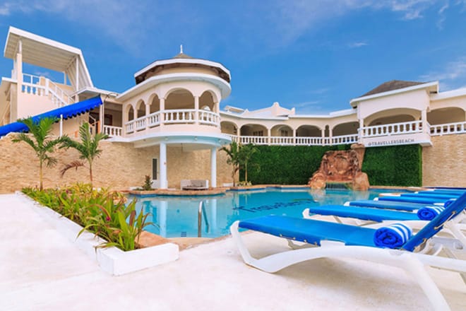 Travellers Beach Resort