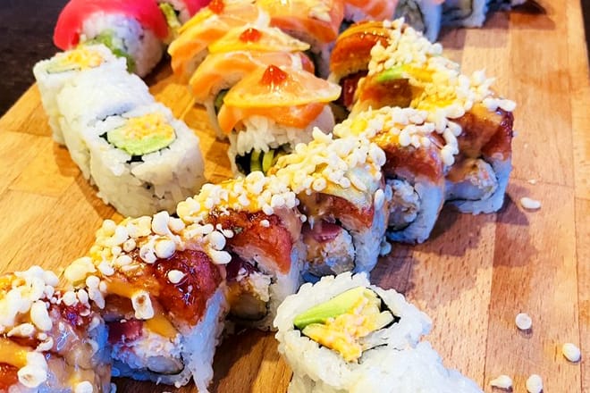 Uri Sushi & Grill