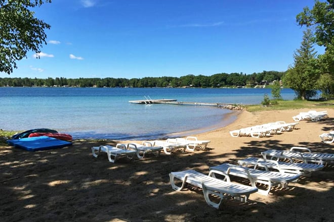 White Birch Lodge in Elk Rapids