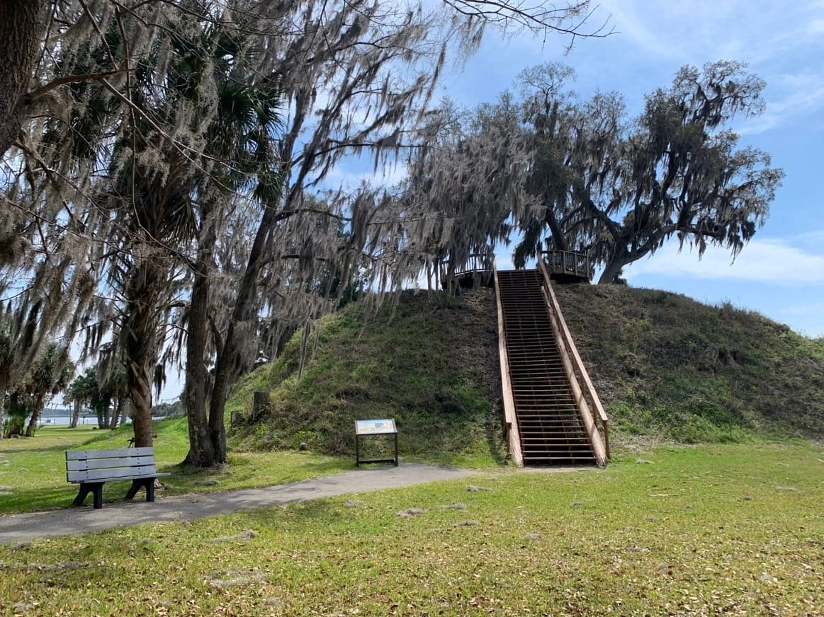 A distant shot of the main mound.