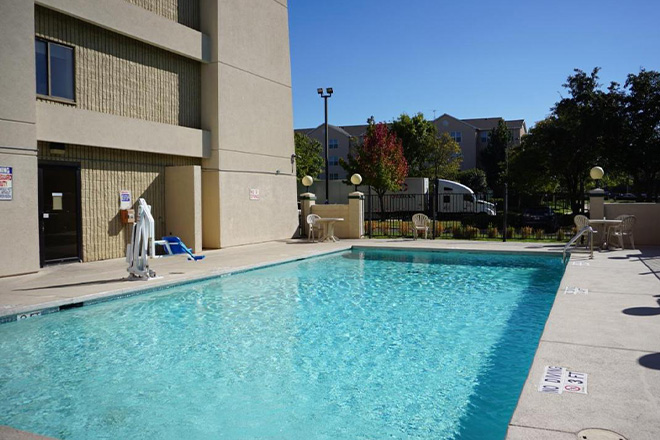 Baymont by Wyndham Arlington At Six Flags Dr