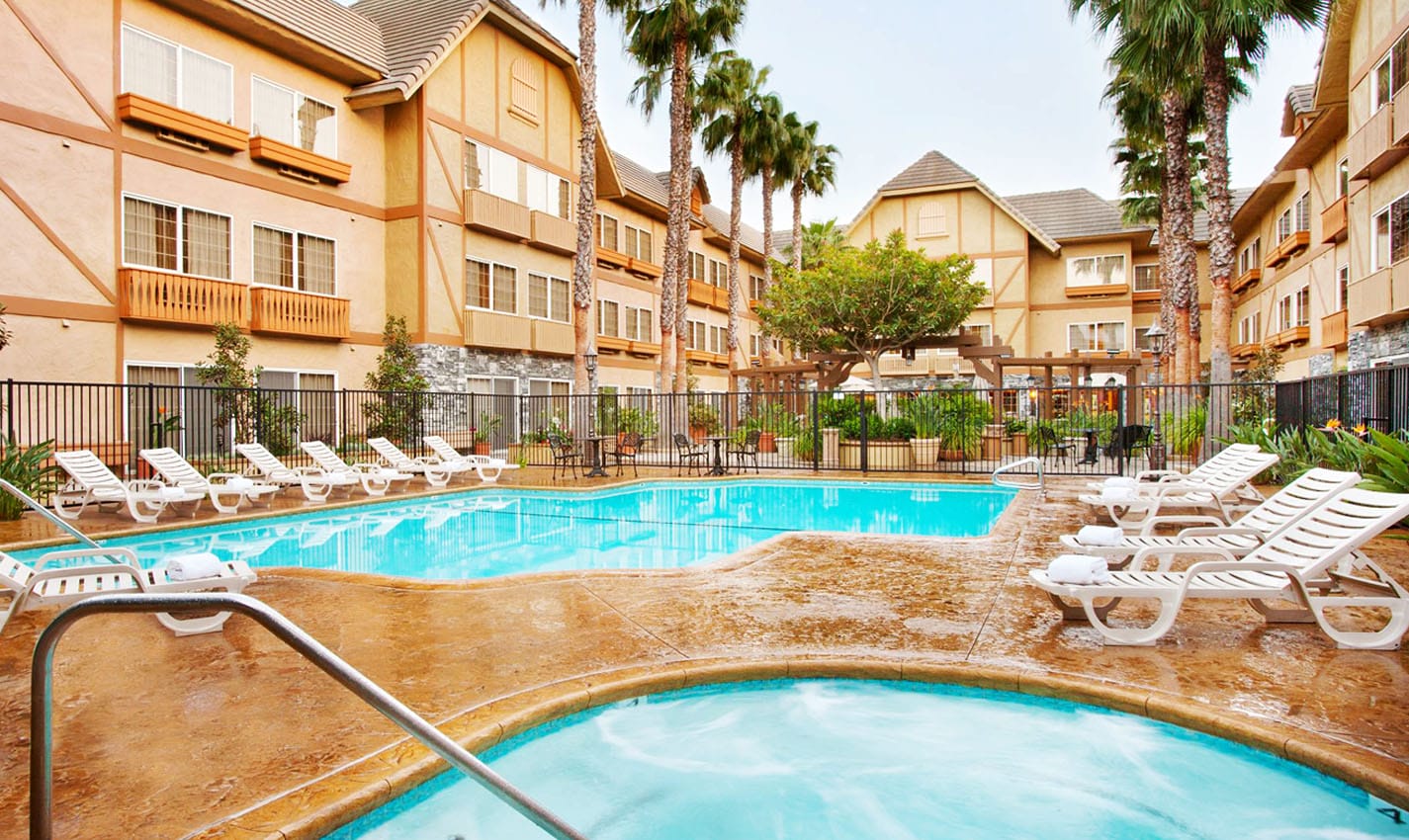 best hotels in ontario