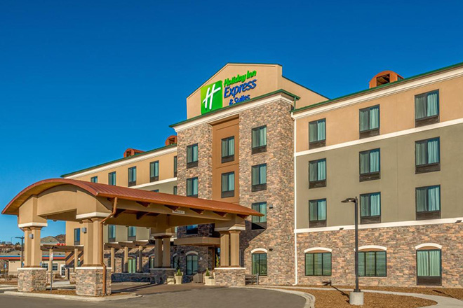 Holiday Inn Express & Suites Denver South - Castle Rock, an IHG Hotel