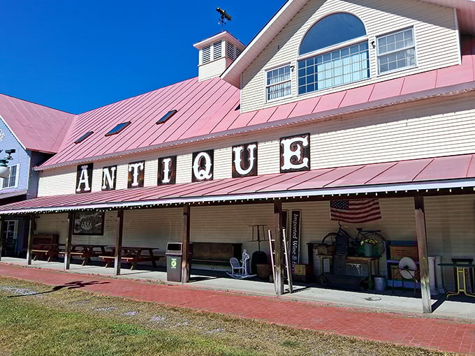 The Antique Mall: Not just old stuff &ndash; it's America's attic, meticulously organized and priced for your browsing pleasure.