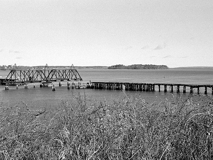 The historic structure stands like an industrial ghost against Portland's evolving skyline, a reminder of how quickly technology can leave even marvels behind.