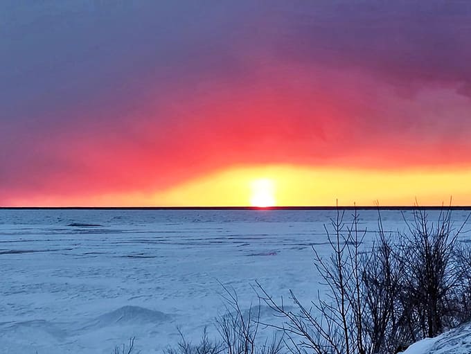 Winter transforms The Headlands into a frozen wonderland, where the cold air creates exceptionally clear viewing conditions for celestial objects.