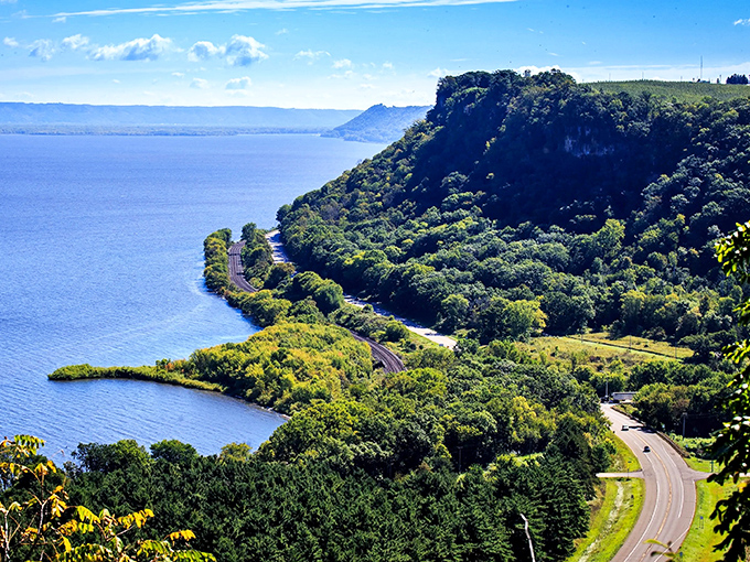 The Great River Road winds between bluffs and water, a ribbon of asphalt that can't quite capture the majesty that train passengers enjoy.