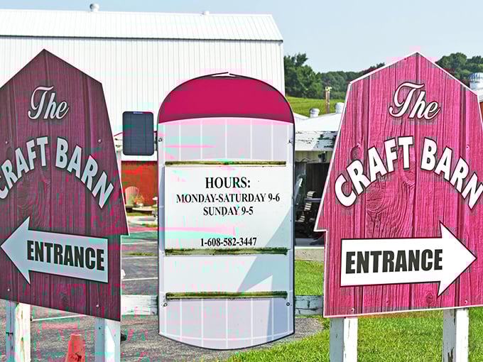 Barn-shaped directional signs point the way to retail therapy – with convenient hours for both early birds and afternoon shoppers.