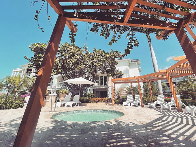 Sunshine, shade, and sparkling water&mdash;the holy trinity of Florida relaxation captured in one perfect poolside scene.