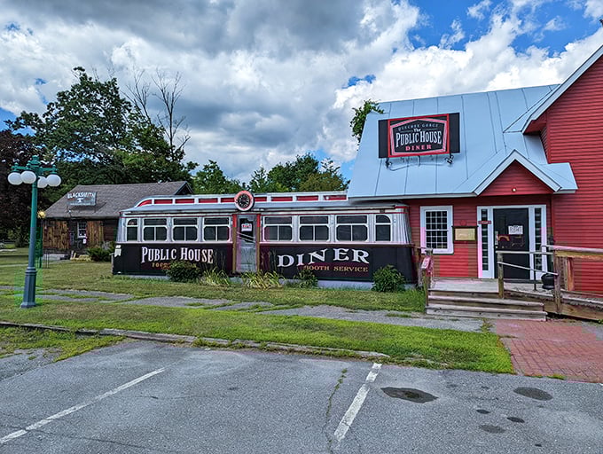 The Public House Diner: Chrome, vinyl, and comfort food &ndash; this vintage diner car serves up Americana you can actually eat.