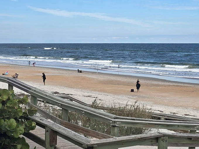 Golden sands meet Atlantic blues at one of the Loop's beach access points &ndash; Mother Nature's stress-relief therapy session.