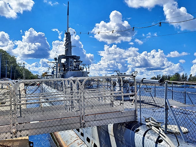From this deck, the Silversides' crew would have precious moments of fresh air before diving back into the cramped underwater world.