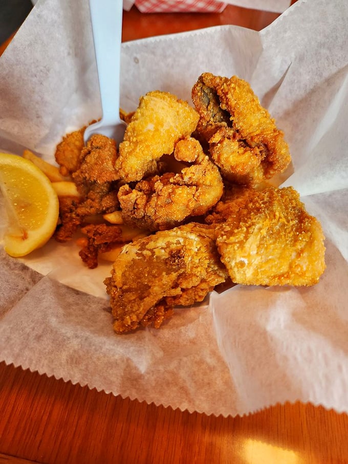 Perfectly seasoned seafood that's traveled fewer miles to your plate than you did to the restaurant &ndash; that's fresh, folks!