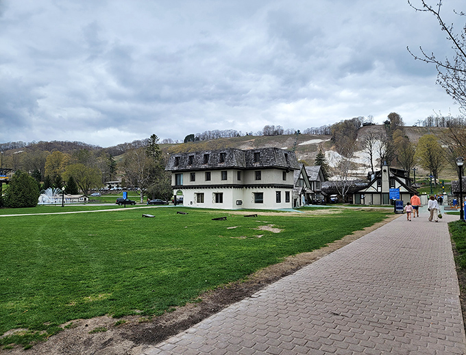 This sprawling indoor playground proves that Wisconsin ingenuity found the perfect solution to winter blues: just add water and a roof.