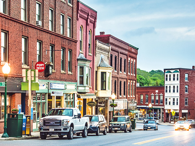 Historic brick buildings line Camden's main street &ndash; architectural eye candy that houses everything from artisanal ice cream to maritime antiques.
