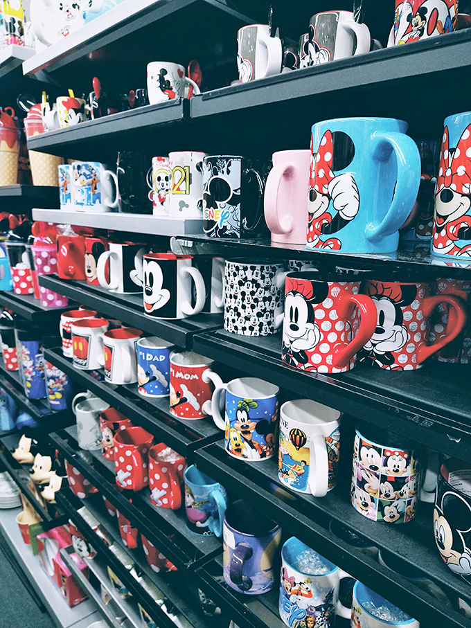Disney mugs galore – because morning coffee tastes better when Mickey's face is involved.