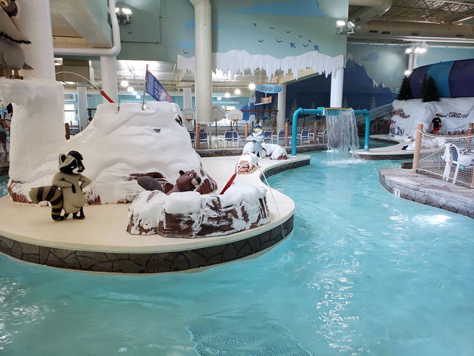 avalanche bay indoor waterpark 3