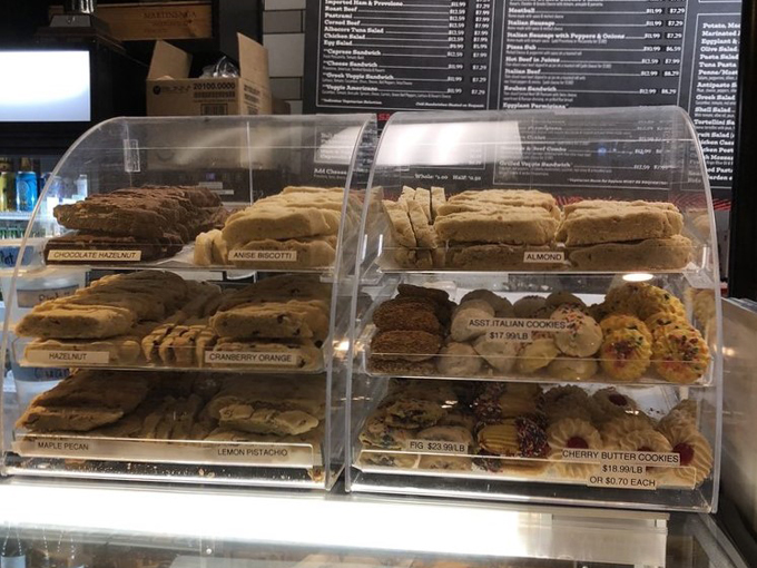 defalco&rsquo;s italian deli & market 5