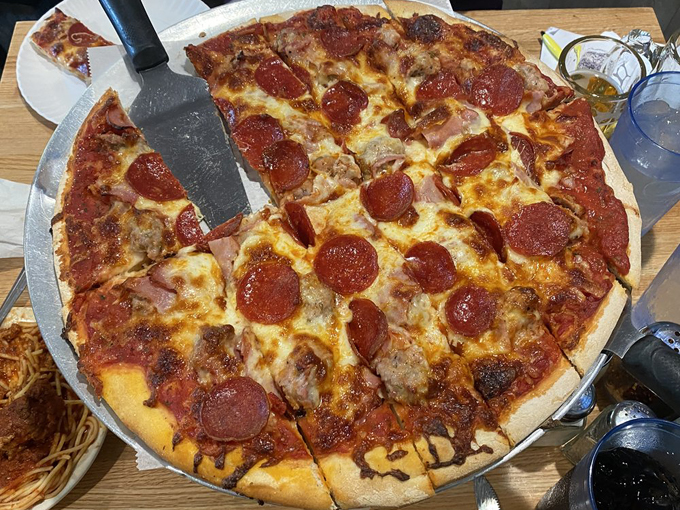 dimaggios pizza and burgers 1