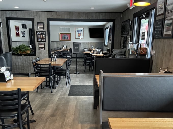 dimaggios pizza and burgers 7