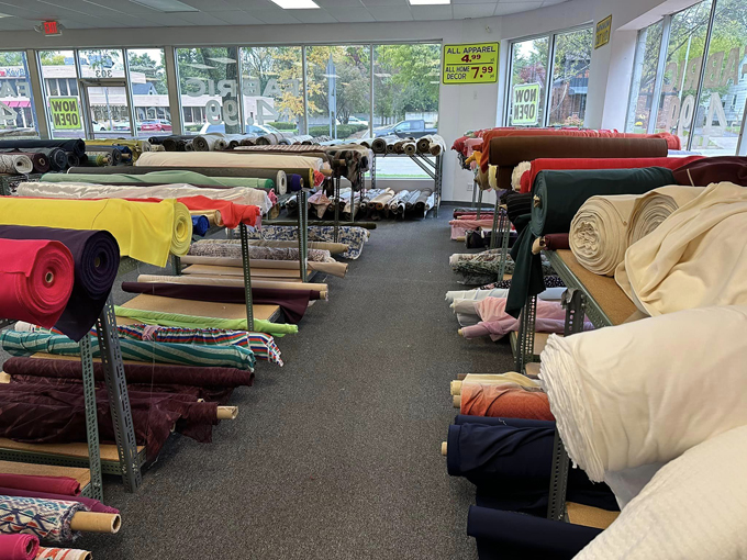 Discount Fabric Outlet 4