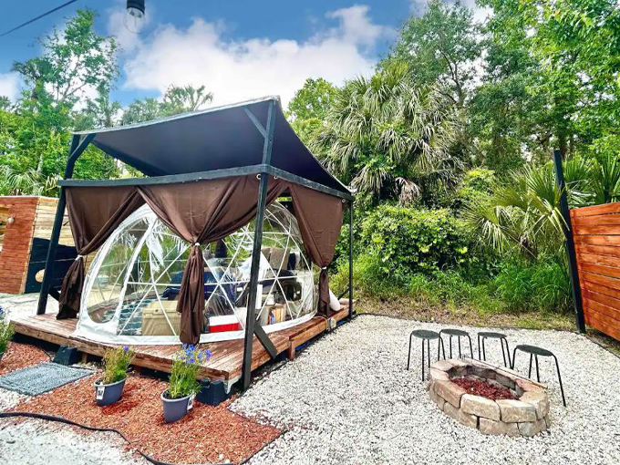 Dome Airbnb 1