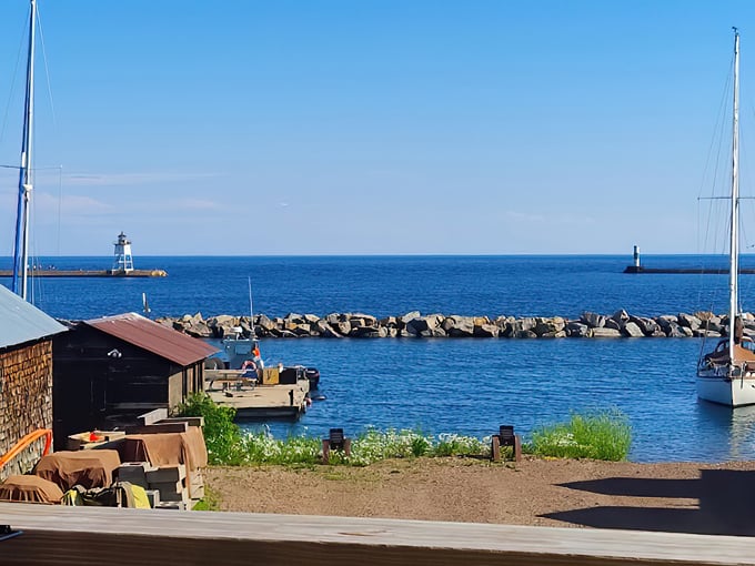 Fisherman&rsquo;s Daughter 9