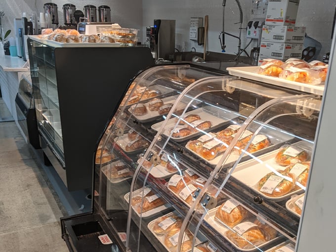 fresh international market 6