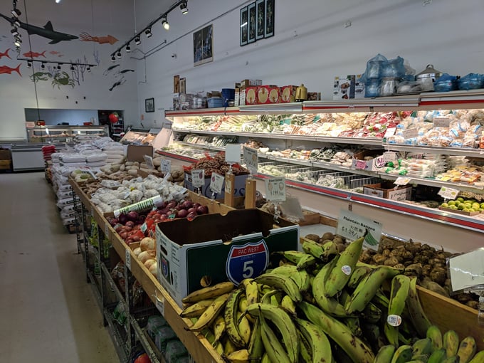 fresh international market 9