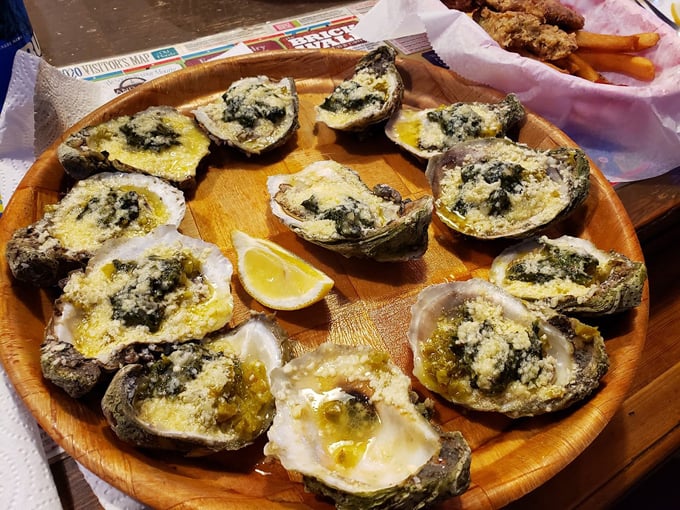 Hole in the Wall Seafood 2