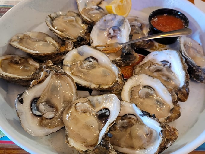 Hole in the Wall Seafood 5