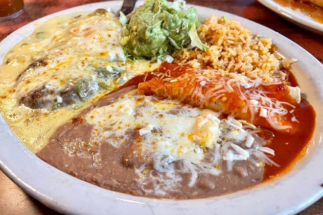  Kiki's Mexican Restaurant