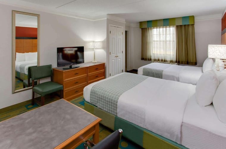 La Quinta Inn by Wyndham Pittsburgh Airport