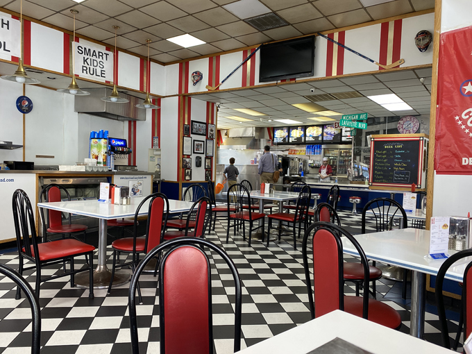Lafayette Coney Island 3