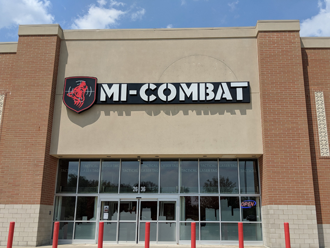 mi combat 1