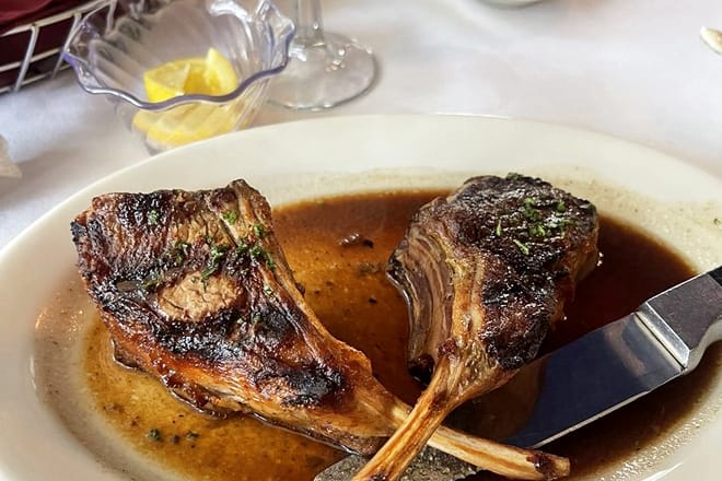 Mary Mahoney's Old French House