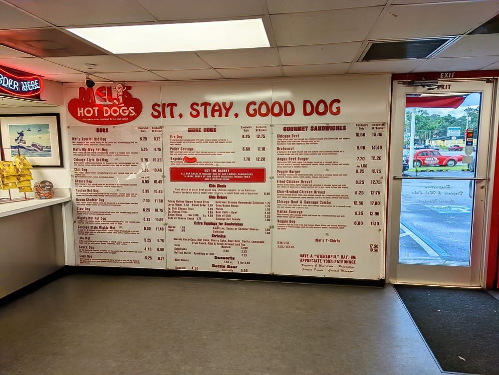 Mel&rsquo;s Hot Dogs 4