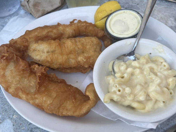 molly goodheads raw bar restaurant 7