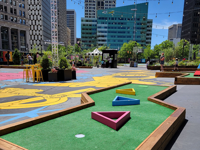 Monroe Street Midway 8