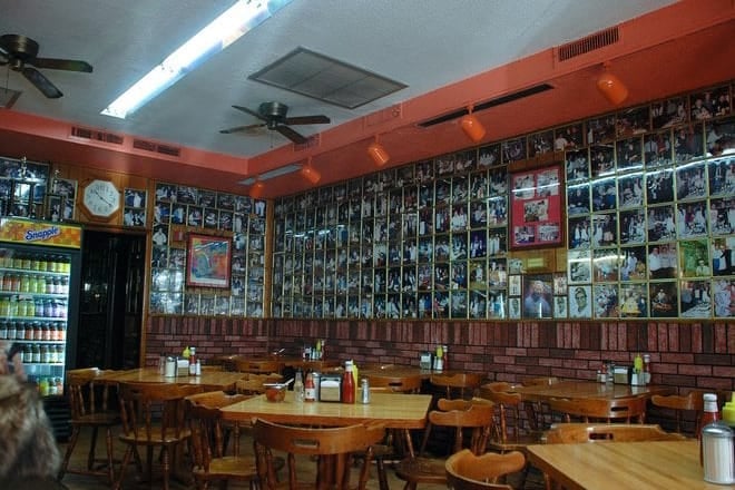 Piccolos Famous-Cheesesteak