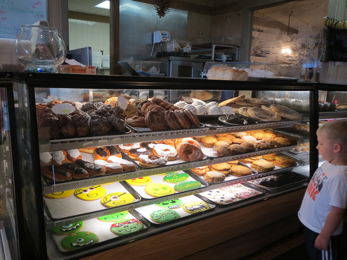 pine cone travel plaza 7