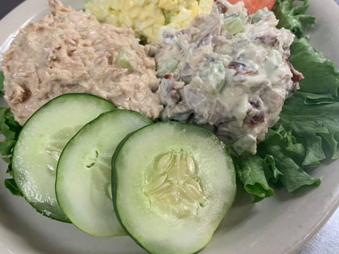 riverside family restaurant 6